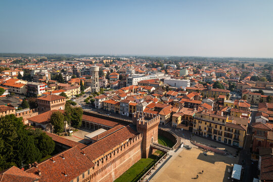 Galliate Imagens – Procure 1,058 fotos, vetores e vídeos | Adobe Stock