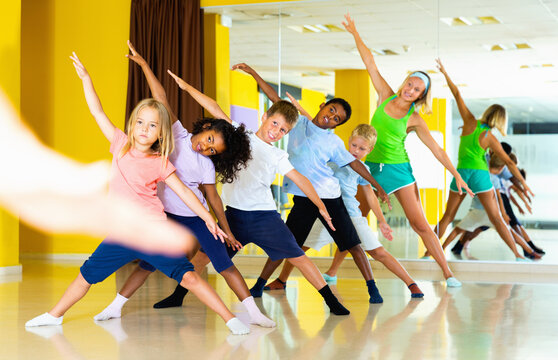 Choreograph Bilder – Durchsuchen 1,943 Archivfotos, Vektorgrafiken und ...