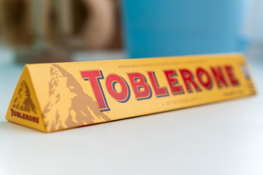 รูปภาพToblerone – เลือกดูภาพถ่ายสต็อก เวกเตอร์ และวิดีโอ806 | Adobe Stock