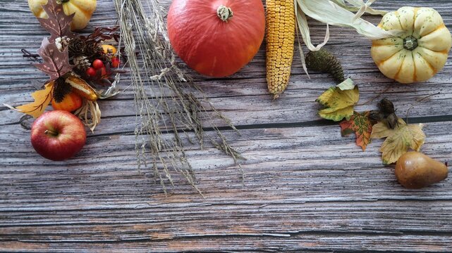Erntedankkorb Bilder – Durchsuchen 1,145 Archivfotos, Vektorgrafiken ...