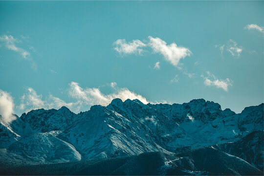 Tatri bilder – Bläddra bland 458 stockfoton, vektorer och videor ...