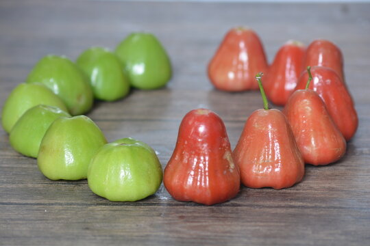 "Bell Fruit" Bilder – Durchsuchen 3,771 Archivfotos, Vektorgrafiken und ...