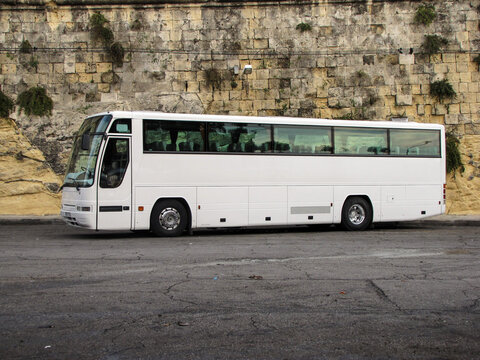 "White Bus" Images – Browse 108 Stock Photos, Vectors, and Video ...