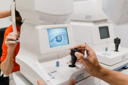 Pneumotonometer Bilder – Durchsuchen 15 Archivfotos, Vektorgrafiken und ...