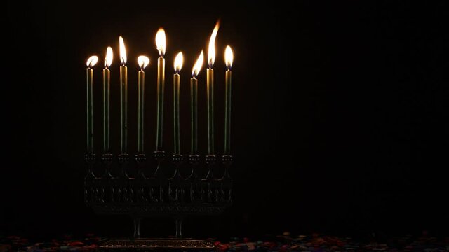 「Menora」の画像 - 12,191 件の Stock 写真、ベクターおよびビデオ | Adobe Stock