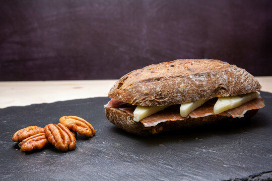 Bollo Bilder – Durchsuchen 10,429 Archivfotos, Vektorgrafiken und ...