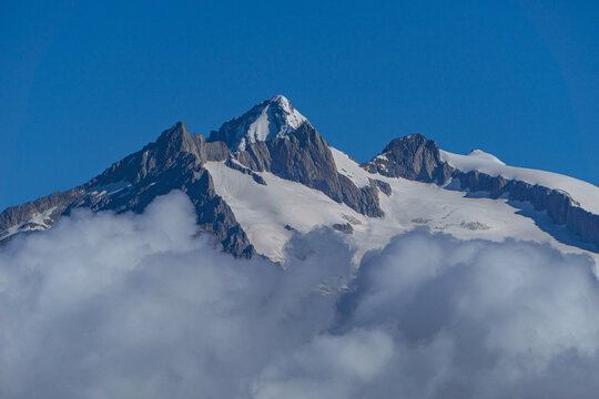 Visp Bilder – Durchsuchen 1,514 Archivfotos, Vektorgrafiken und Videos ...