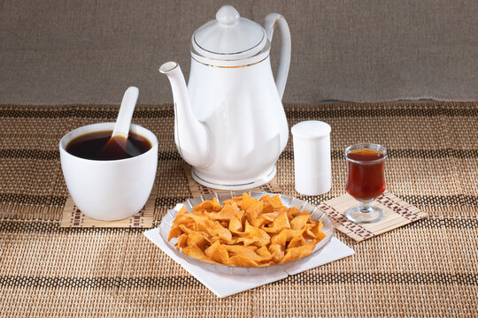 「Saltish」の画像 - 1,135 件の Stock 写真、ベクターおよびビデオ | Adobe Stock