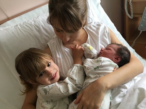 4,211,376 BEST Motherhood IMAGES, STOCK PHOTOS & VECTORS | Adobe Stock