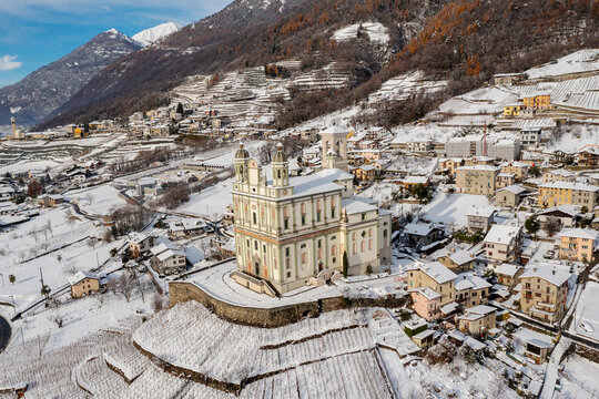 รูปภาพTresivio – เลือกดูภาพถ่ายสต็อก เวกเตอร์ และวิดีโอ124 | Adobe Stock