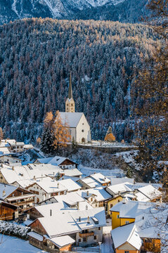 「Engadiner」の画像 - 957 件の Stock 写真、ベクターおよびビデオ | Adobe Stock