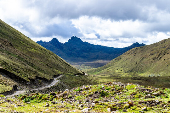 Sierra Peruana Images – Browse 276 Stock Photos, Vectors, and Video ...