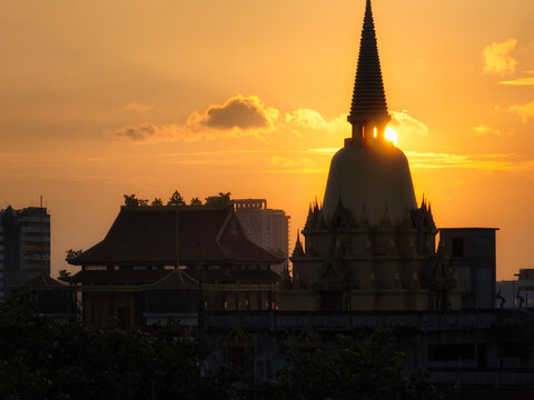 รูปภาพHatyai – เลือกดูภาพถ่ายสต็อก เวกเตอร์ และวิดีโอ910 | Adobe Stock
