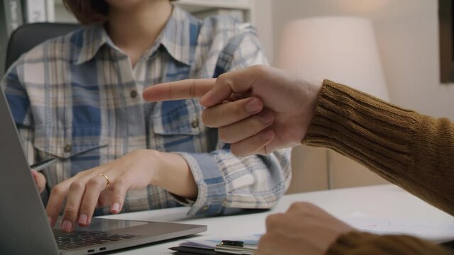 Imágenes de Lablet: descubre bancos de fotos, ilustraciones, vectores y ...