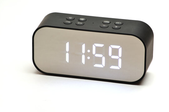 「11:59」の写真素材 | 332件の無料イラスト画像 | Adobe Stock