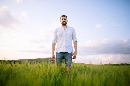 467,184 BEST Mide IMAGES, STOCK PHOTOS & VECTORS | Adobe Stock