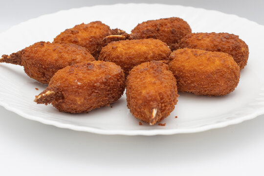 Muslitos Images – Browse 43 Stock Photos, Vectors, and Video | Adobe Stock