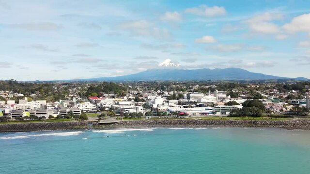 "New Plymouth" Images – Browse 1,707 Stock Photos, Vectors, and Video ...