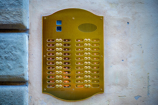 รูปภาพKlingel – เลือกดูภาพถ่ายสต็อก เวกเตอร์ และวิดีโอ3,498 | Adobe Stock