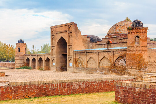 Madrasa 画像 - 参照 16,244 Stock 写真、ベクターおよびビデオ | Adobe Stock