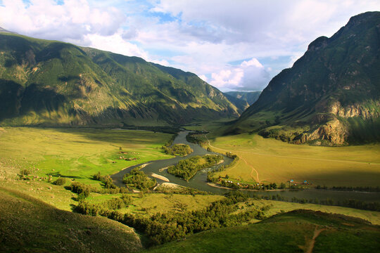 High-Altitude Images – Browse 7,904 Stock Photos, Vectors, and Video ...