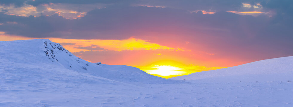 Snowbound Images – Parcourir 31,540 le catalogue de photos, vecteurs et ...