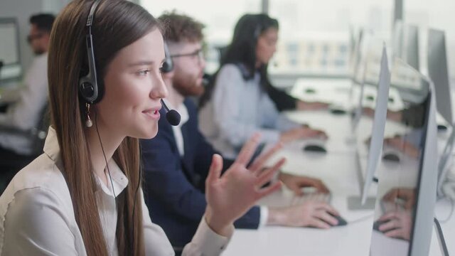 "Customer Support" Immagini - Sfoglia 54,905 foto, vettoriali e video ...