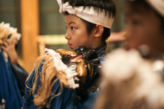 Ku Bilder – Durchsuchen 1,861,686 Archivfotos, Vektorgrafiken und ...