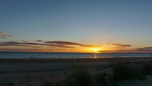 Santo Video-Footage – Durchsuchen 7,472 HD-Archivvideos und Footage ...