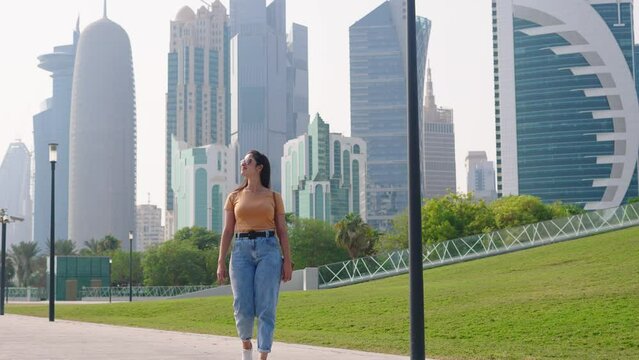 รูปภาพ"Al Dafna" – เลือกดูภาพถ่ายสต็อก เวกเตอร์ และวิดีโอ233 | Adobe Stock