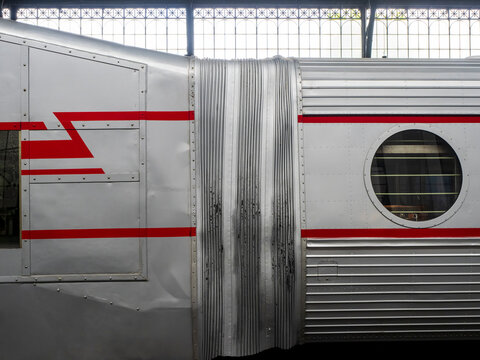 「Tren」の画像 - 8,438 件の Stock 写真、ベクターおよびビデオ | Adobe Stock