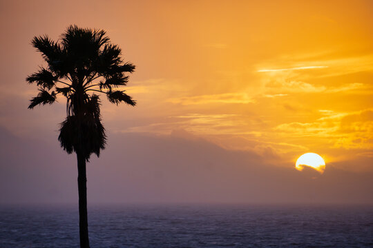 Nightfall Images – Browse 3,857,514 Stock Photos, Vectors, and Video ...