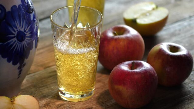 Apfelwein Images – Browse 1,066 Stock Photos, Vectors, and Video ...