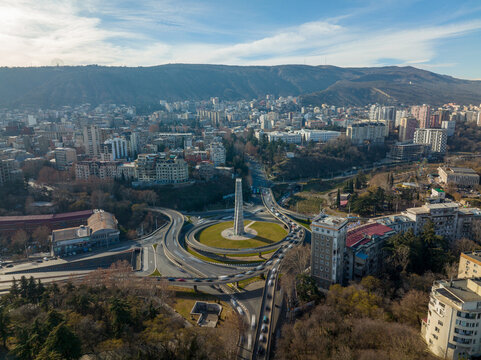 Tiflis 画像 - 参照 55,521 Stock 写真、ベクターおよびビデオ | Adobe Stock