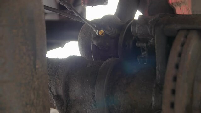 Handbremse Lkw Bilder – Durchsuchen 1,321 Archivfotos, Vektorgrafiken ...