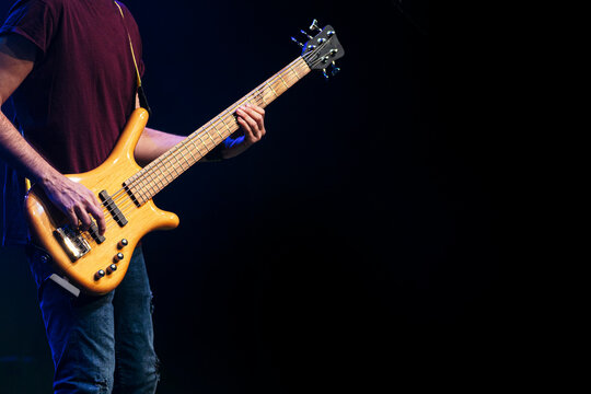 Bassist Images – Parcourir 5,573 le catalogue de photos, vecteurs et ...