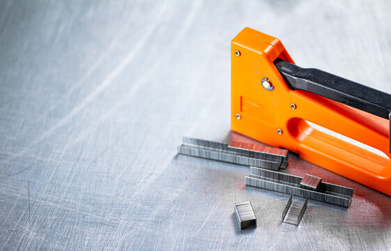 Stapler Bilder – Durchsuchen 52,453 Archivfotos, Vektorgrafiken und ...