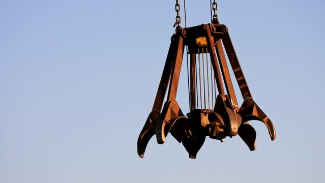 "Portal Crane" Images – Browse 838 Stock Photos, Vectors, and Video ...