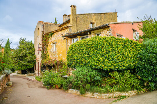 Talocher Bilder – Durchsuchen 3,220 Archivfotos, Vektorgrafiken und ...