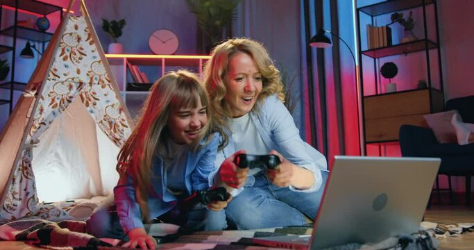 Rejoycing bilder – Bläddra bland 116 stockfoton, vektorer och videor ...