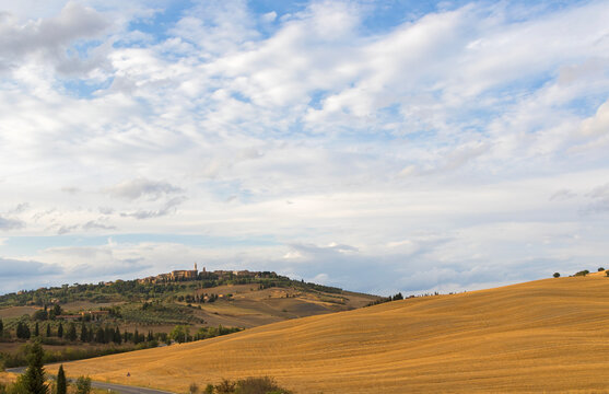Foto, immagini, risorse di Massimo Cattaneo | Adobe Stock