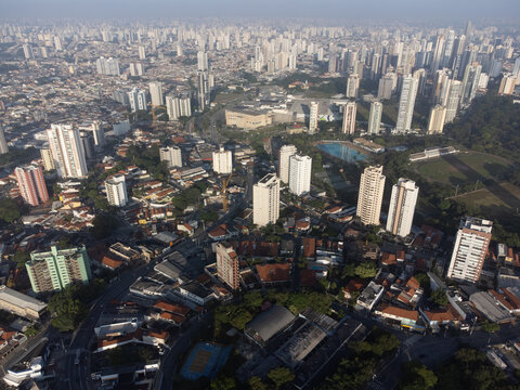รูปภาพMegalopole – เลือกดูภาพถ่ายสต็อก เวกเตอร์ และวิดีโอ200 | Adobe Stock