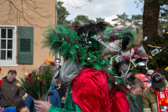 Schunkeln bilder – Bläddra bland 228 stockfoton, vektorer och videor ...