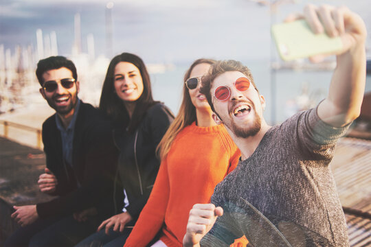 Get-Together bilder – Bläddra bland 6,919 stockfoton, vektorer och ...