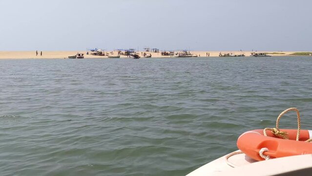 "Kerala Boat"-Bilder: Stock-Fotos & -Videos. | Adobe Stock