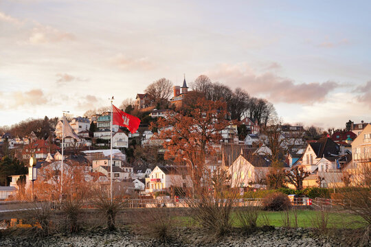 Hamburg-Blankenese Images – Browse 173 Stock Photos, Vectors, and Video ...