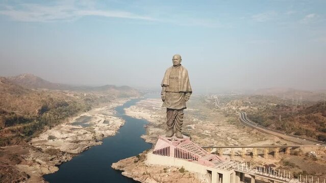"Statue Of Unity" Images – Browse 280 Stock Photos, Vectors, and Video ...