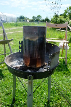 Blechtopf Bilder – Durchsuchen 777 Archivfotos, Vektorgrafiken und ...