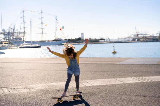 Active Images – Browse 7,983,397 Stock Photos, Vectors, and Video ...