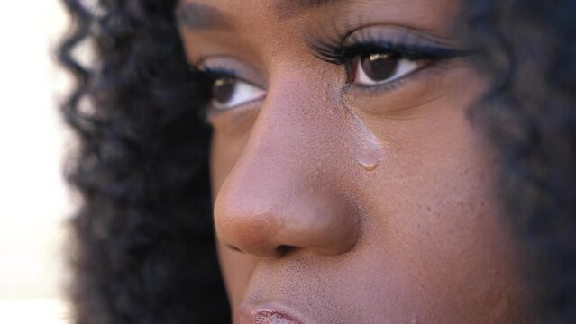 Black Woman Crying Images – Browse 58,039 Stock Photos, Vectors, and ...